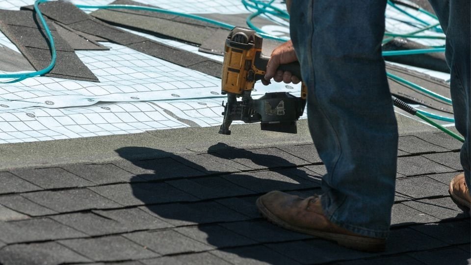 Roofing Redmond Services near me | 24/7 Sea Renovation